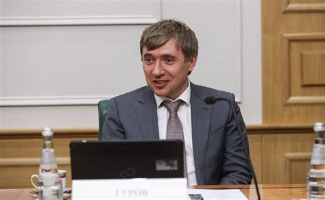 Сенаторы РФ встретились с участниками Общероссийского общественно государственного движения