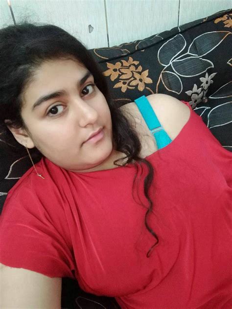 Kitne Cute Paki Ladki Hai Ye 😍🔥 Download Link In Comment Box Scrolller