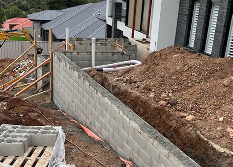 Hollow Concrete Block Retaining Walls