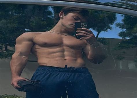 Alexis Superfans Shirtless Male Celebs Rainer Dawn Shirtless Car Reflection