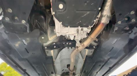 View Of Underneath A 2018 Subaru Forrester Youtube