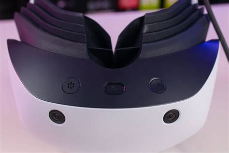 Psvr 2 Controls And Buttons Headset Controller Explained Wepc