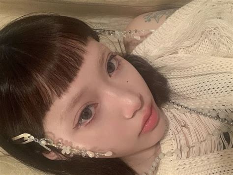 Kawaii Eyebrows Dot Eyebrows White Dot Makeup An Asian