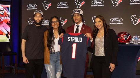 Cj Strouds Siblings Who Is Ciara Stroud And How Many Brothers Does The Texans Qb Have The