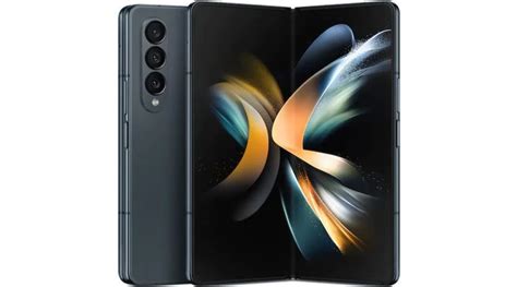 Check Out The Best Samsung Flip Phone With Specifications