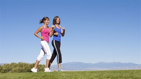Turn To Brisk Walk To Burn Calories Faster Healthshots