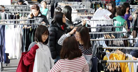 [용인시]중 고교 신입생 2만300명 무상교복