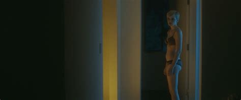 Nude Video Celebs Elizabeth Olin Sexy Brooke Lenzi Sexy Join Us 2014