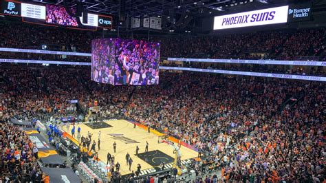 Phoenix Suns Open Season On National Tv Play On Christmas Day
