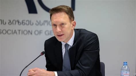 სოსო ფხაკაძე კანდიდატის სტატუსის სიკეთეებს 6 12 თვეში ბიზნესი საკუთარ თავზე გამოცდის Travel