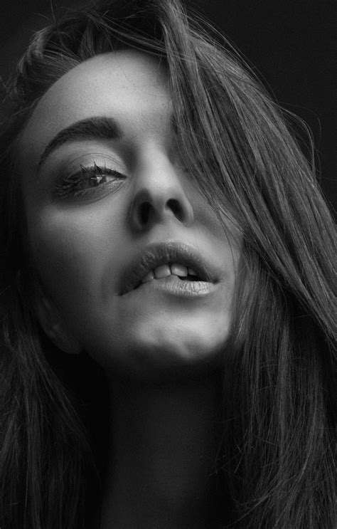 Black And White Wallpapers Face