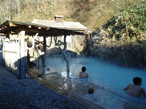 The Art Of Onsen Japanese Bathing Etiquette For Beginners Artofit