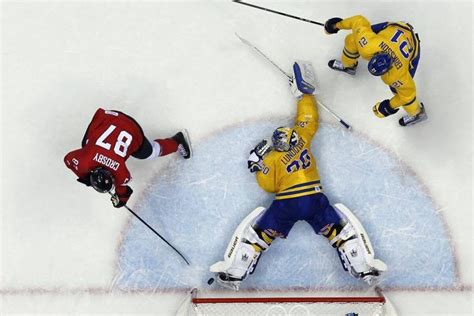 In Pictures Canada And Sweden Battle For Olympic Hockey Supremacy