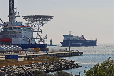 무료 이미지 연안 대양 교각 여행 수송 차량 항구 포트 화물선 수로 나룻배 헬리 패드 하부 구조