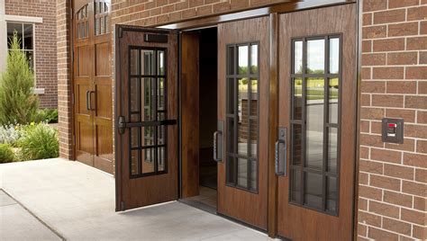 Деревяні сходи в Рівне Столярні вироби Двері та меблі з масиву