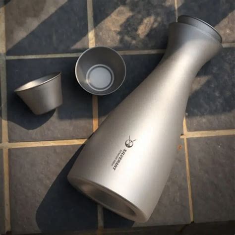 순수 티타늄 Edc 일본 스타일 술 세트 내구성 와인 세트 병 야외 플래그 힙 플라스크 컵 음료 용기 330ml105 플로즈
