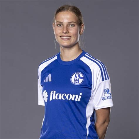 Pia Rybacki S04 Frauen Team I Verteidigerin Schalke Fußball