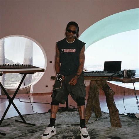 Fe N First Edition Version Feat Playboi Carti Sheck Wes Tradu O Travis Scott