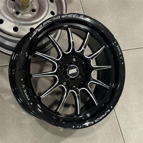 1 Set Gaia 15x65jj 15x7jj 4h100 4h1143 Et28et35et40 Black