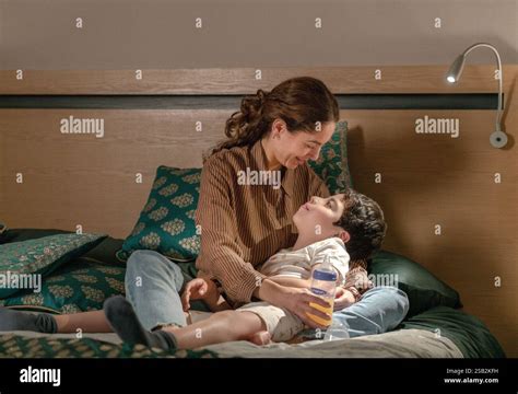 Luccas World Aka Los Dos Hemisferios De Lucca From Left Barbara Mori Julian Aguilar