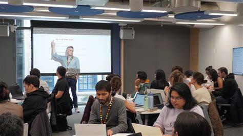 Modern Data Visualisation Economics Observatory