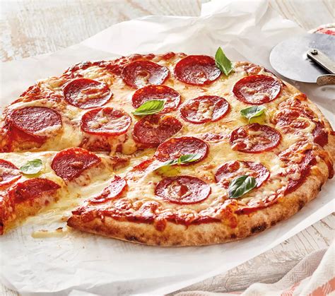 Italian Pepperoni Pizza Recipe