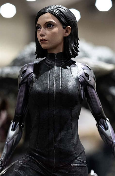 Rosa Salazar Alita