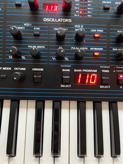 Sequential Ob6 Synthesizer Keyboard Hobbies And Toys Music And Media