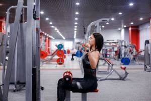 Делаем красивую спину! Упражнения для лопаток. Упражнение «Сведение ...