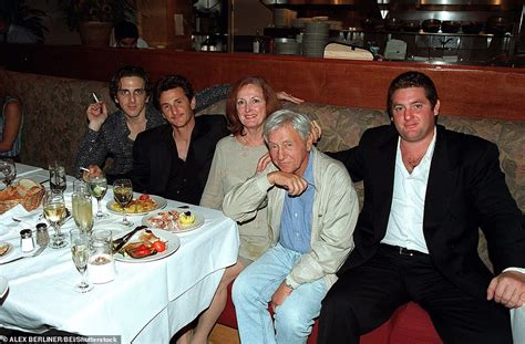 Sean Penns Mother Eileen Ryan Dies At 94 The Actresspasses Away At