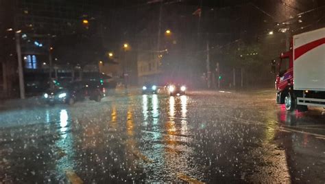 20 000 Free Heavy Rain And Rain Images Pixabay