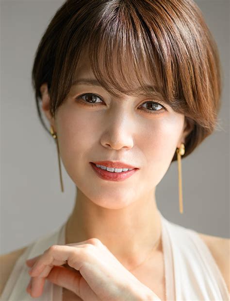 星冬香hoshi Fuyuka图片写真视频车牌号 演员之家