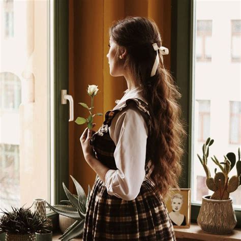 عکس دخترانه غمگین و تنها عکس دختر خسته برای پروفایل