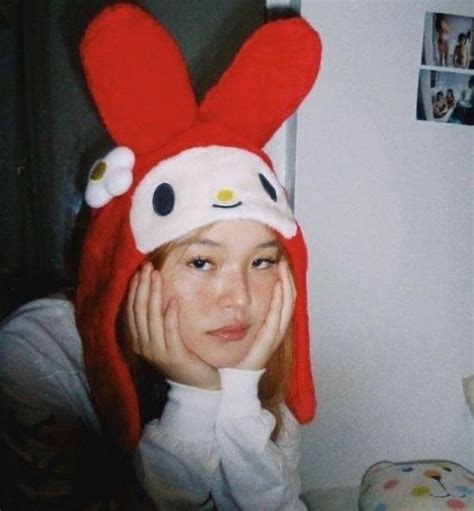 Pin By Cindymorales On My Saves Female Pose Reference Pose Reference