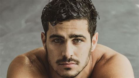 Actor Mauricio Abad Se Une Luis Miguel La Serie Homosensual