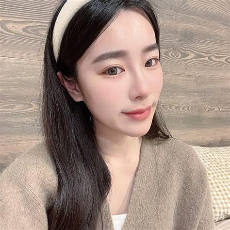 Yan Yan Xuzi Threads Say More