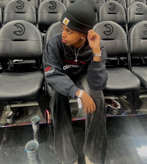 Pin By 𝓐ᥫ᭡ On Cute Ppl 🫵🏽🥰 Cute Rapper Aesthetic Man Crush Everyday Cute Rappers