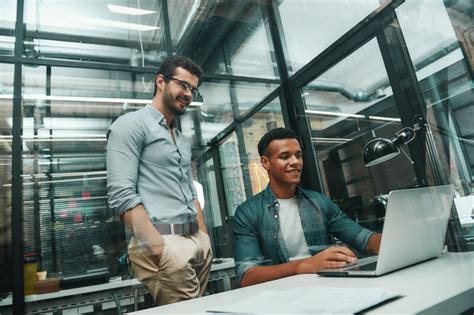 12 Most Interactive Wordpress Themes To Create Engaging Websites