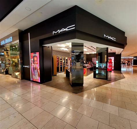 Mac Cosmetics Updated October 2025 51 Photos And 89 Reviews 400 S
