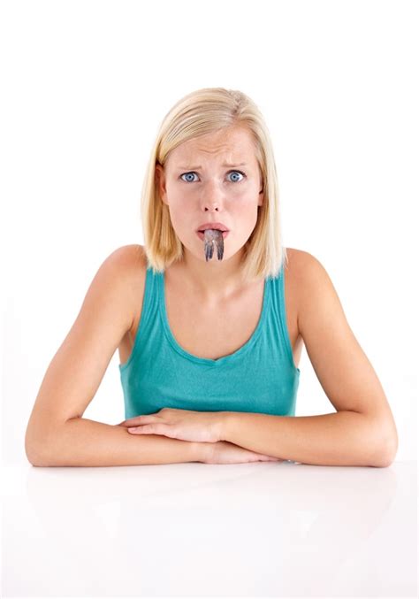 Gola Dziewczyna Zdjęcia Pobierz Darmowe Obrazy Wysokiej Jakości