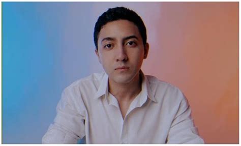 Aron Ashab Biodata Profil Fakta Umur Agama Pacar Karier