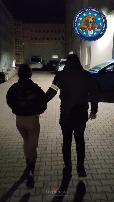 Maloleté Dievčatá Predávali Na Sex Policajti Národnej Jednotky Boja