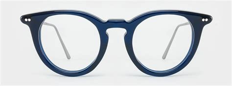 Glasses For Grey Hair 40 Spectacular Styles Banton Frameworks