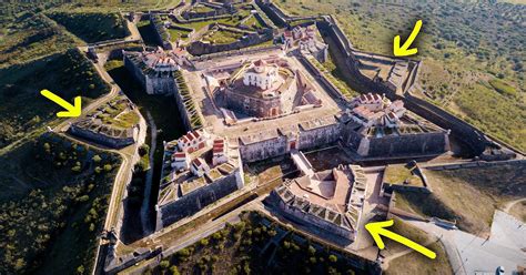 Modern Cannons Smashed The Medieval Castle—so They Invented The Awesome