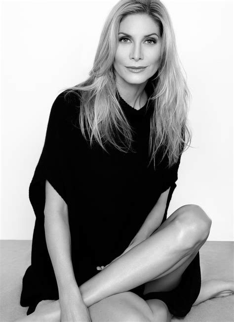 Elizabeth Mitchell Hottest Celebrities Celebrities Female Celebs Beautiful Celebrities