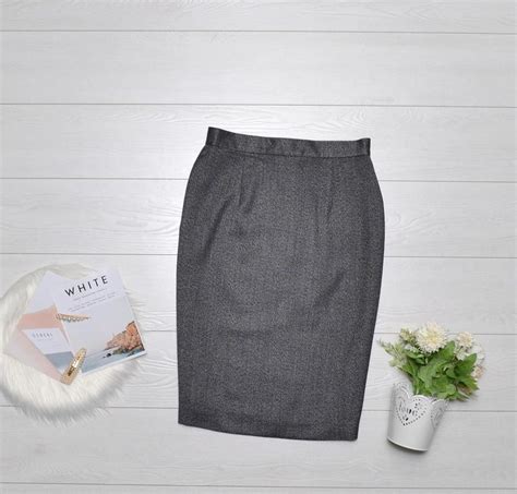 Чудова юбка Puccini — ціна 149 грн у каталозі Міді спідниці Купити жіночі речі за доступною