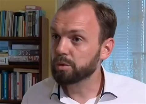 След скандала в Пирогов Мустафа Емин подаде оставка като съветник на министър Тагарев Фактор