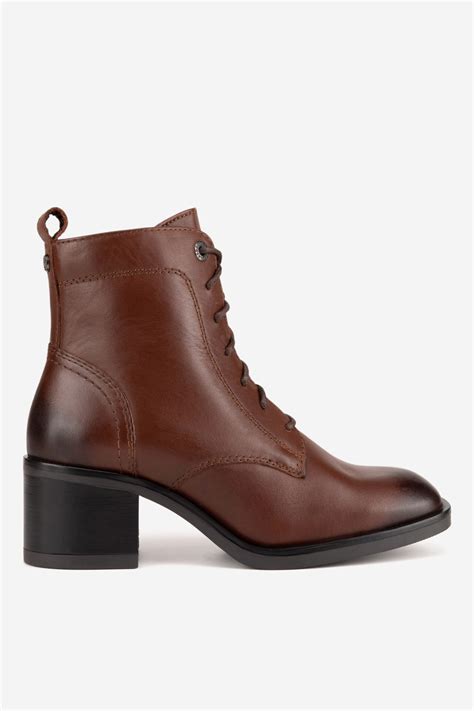 Šněrovací vyšší obuv Lasocki RST ESTREL HNĚDÁ ccc eu cz Šněrovací vyšší obuv Lasocki RST ESTREL HNĚDÁ ccc eu cz