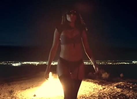 Boob Bounce Strut Porn GIF Video Nebyda Com