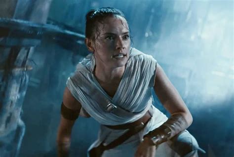 Daisy Ridley On Filming New Star Wars Film Im In A Very Different